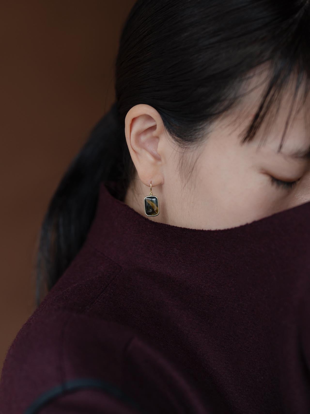 Tiger’s eye square hook pierce – MEDERU