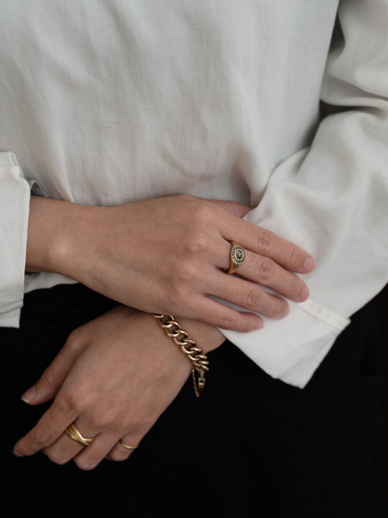 Diamond ring _ LABO 22AWR24 – MEDERU